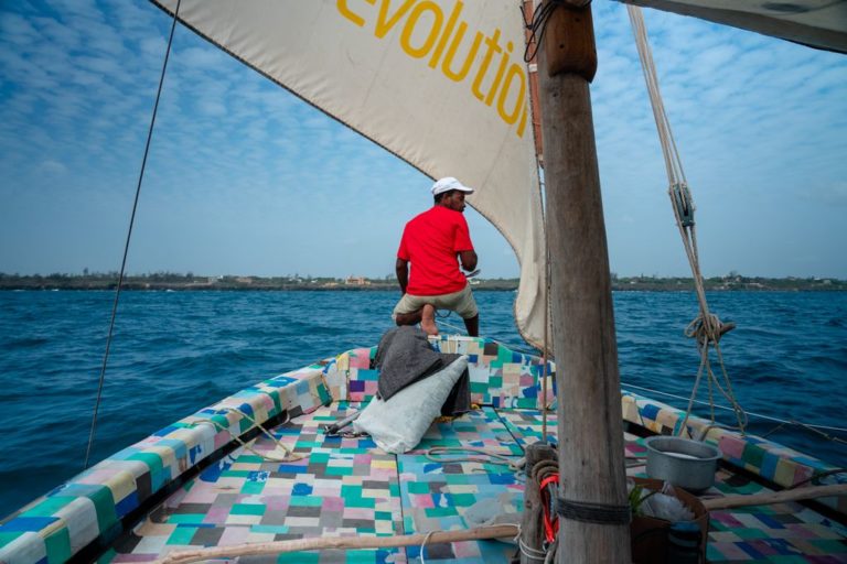 Flipflopi, a Recycled Boat to Fight Single-Use Plastic