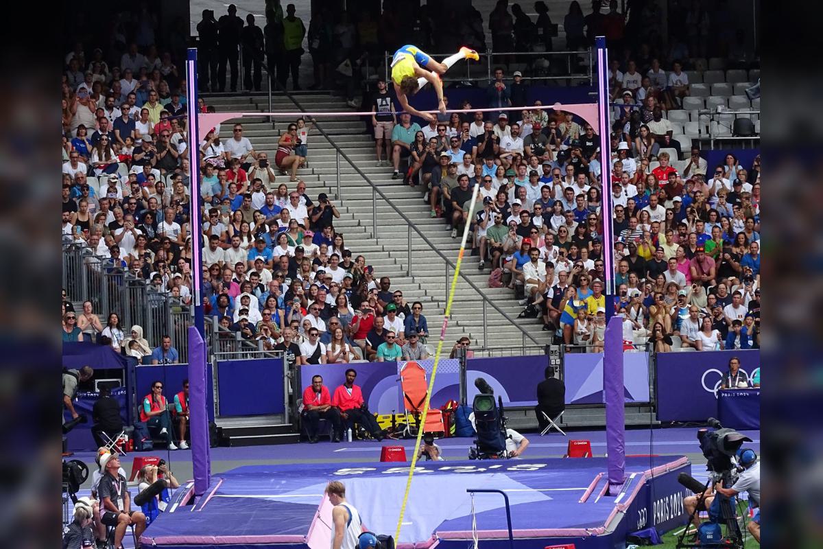 Duplantis Sets 14th Pole Vault World Record
